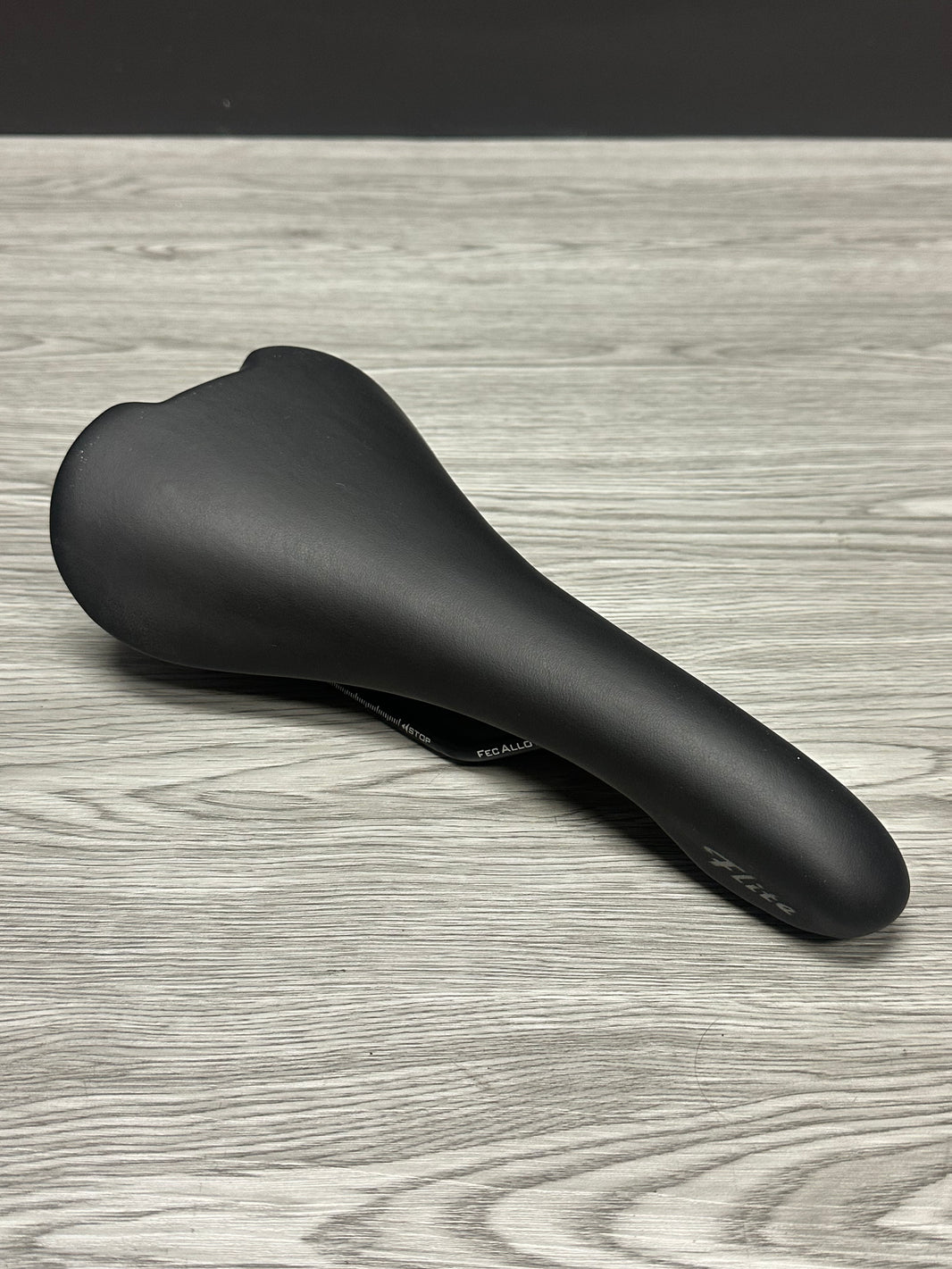 Saddles – Track Lab