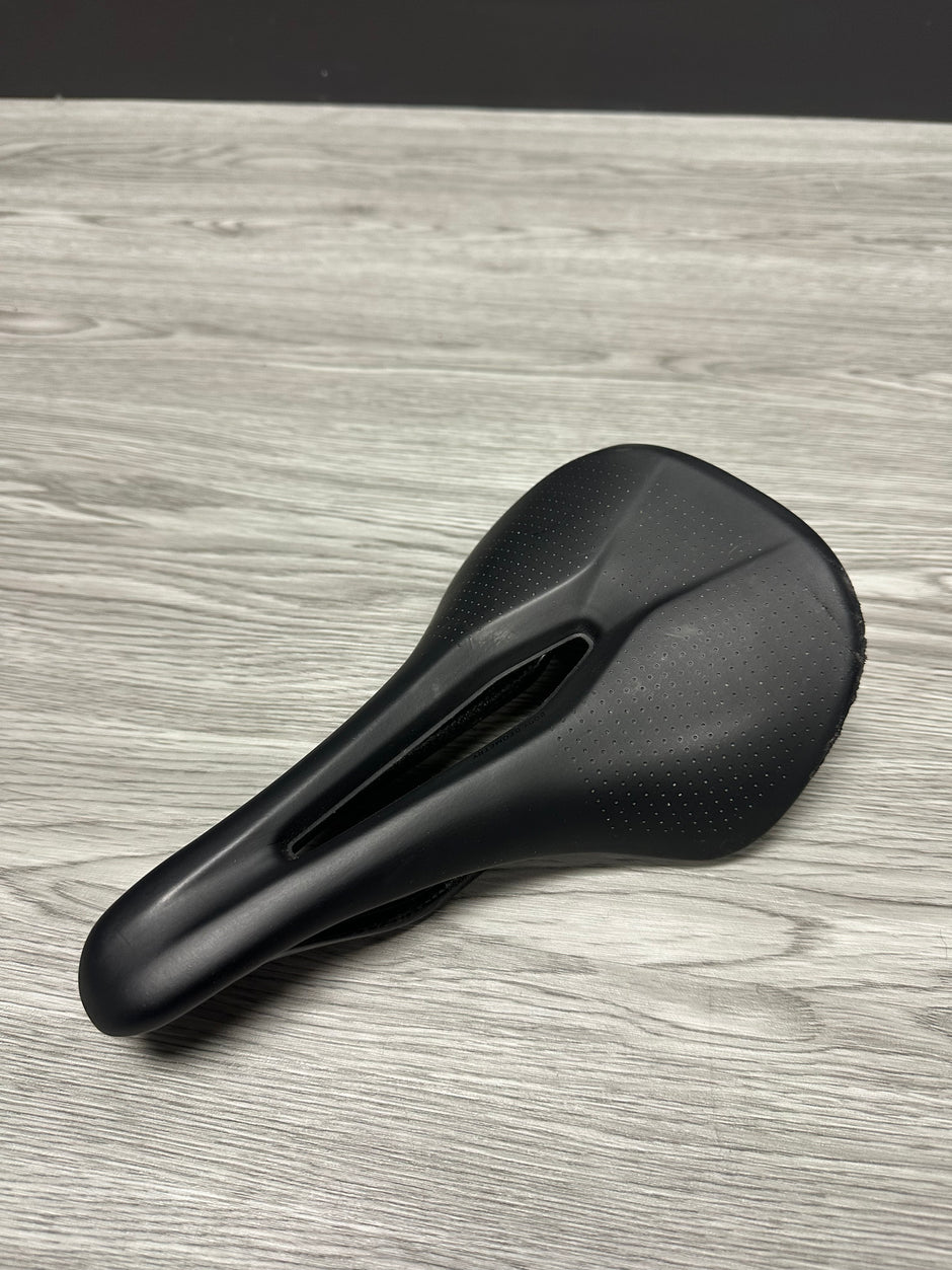 Saddles – Track Lab
