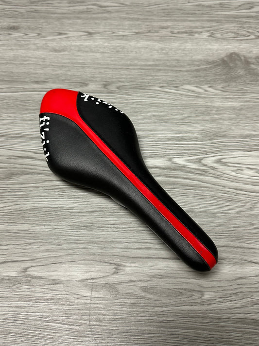 Saddles – Track Lab