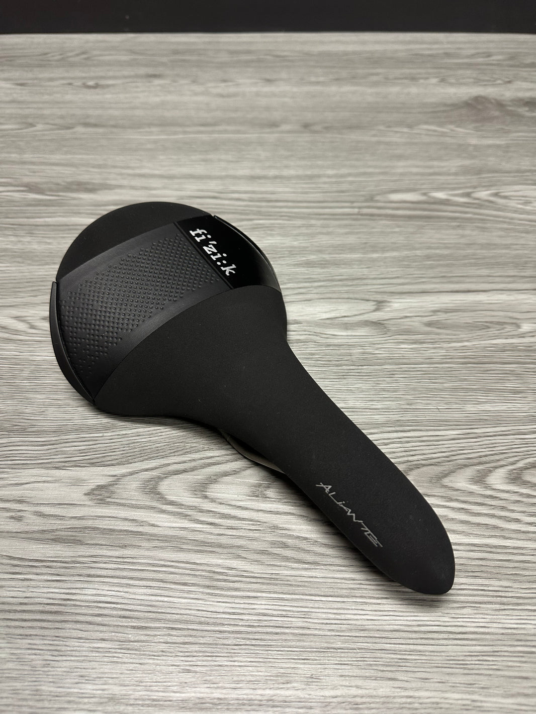 Saddles – Track Lab